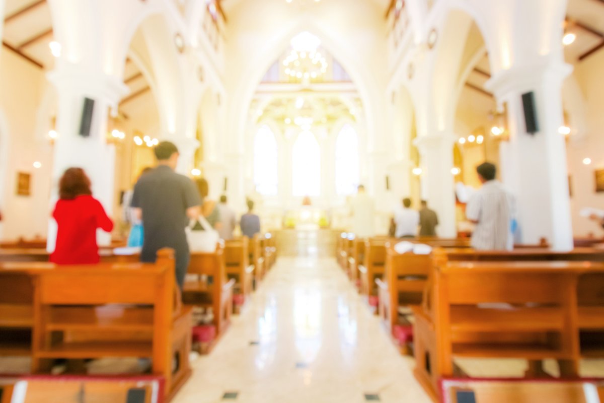 At Mass, only priest raises hands during ‘Our Father’ - The Catholic Times